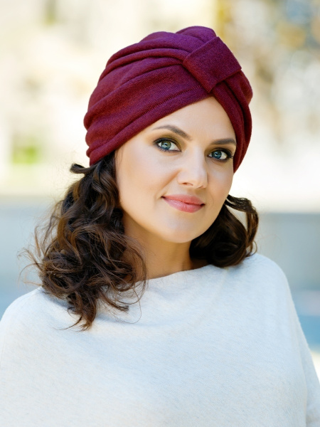 Шапка Tuliya купить на OZON по низкой цене (479749736)