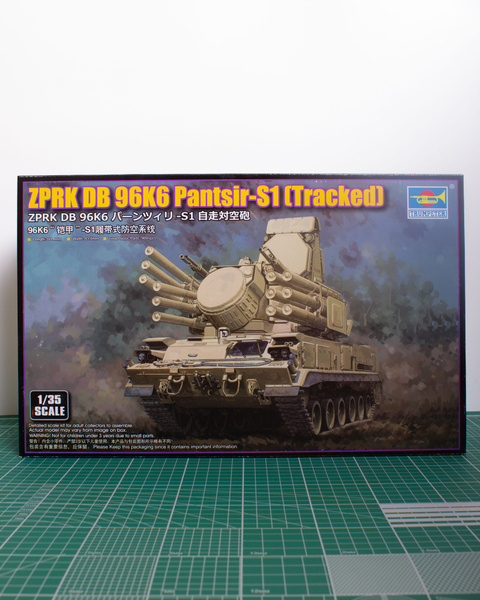 Trumpeter/01093 Сборная модель ЗПРК 96К6 ПАНЦИРЬ-С1 на гусеничном ходу ...