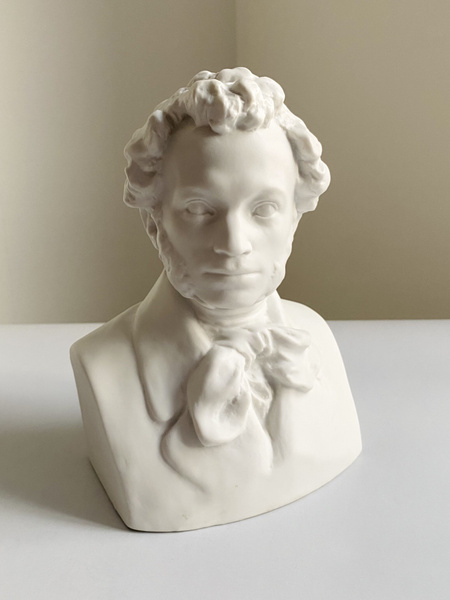 Бюст писателя А.С. Пушкина, СССР, Лзфи , Бисквит. Редкость , 1950 - 1959 г. купить на OZON по ...