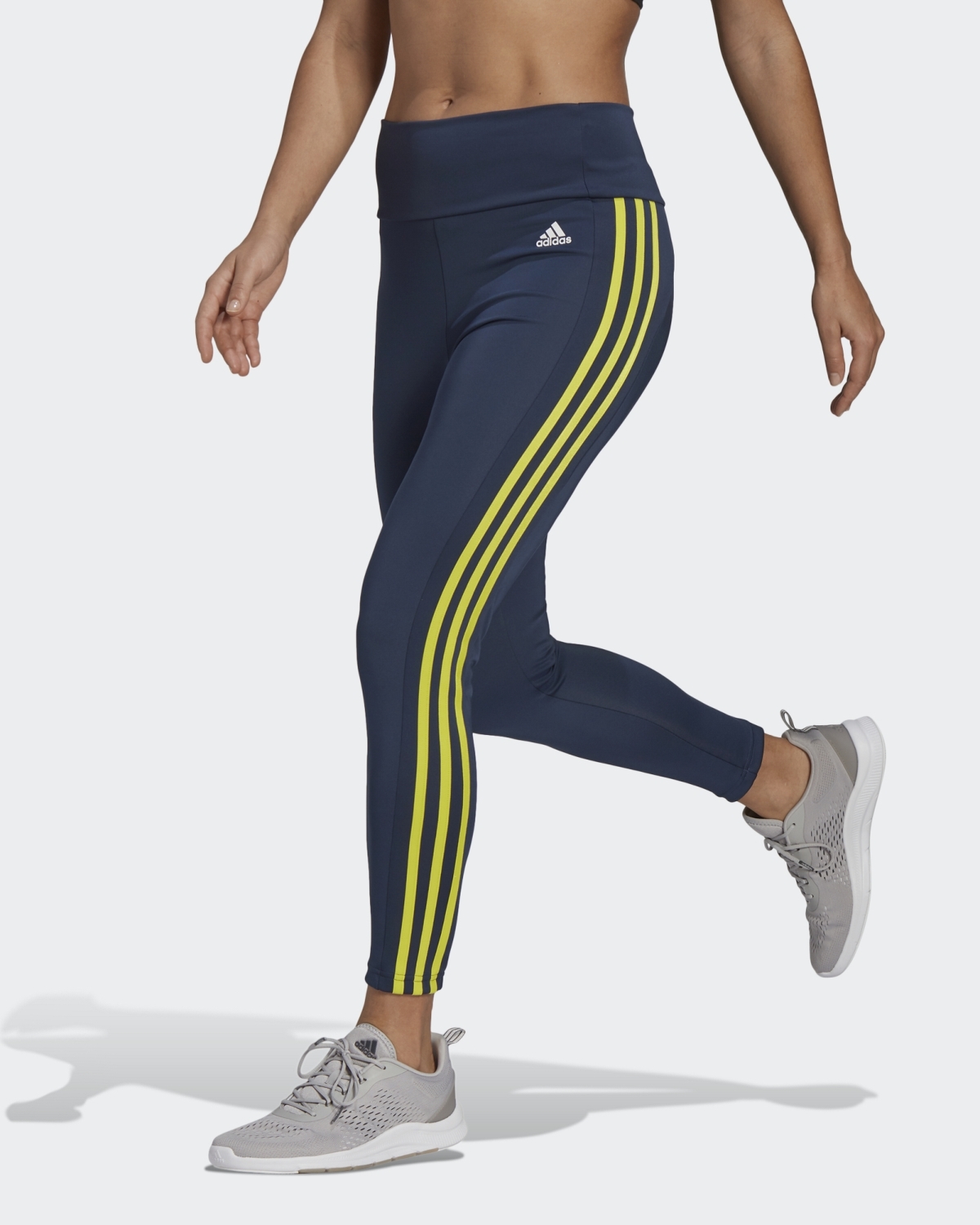Тайтсы adidas W 3S 78 Tig — купить в интернет-магазине OZON с быстрой ...