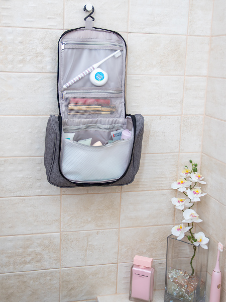 Дорожная подвесная косметичка / органайзер для туалетных ...