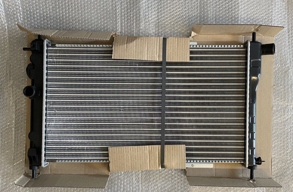 Радиатор Деу Нексия, Daewoo Nexia (96-16) MT купить на OZON по низкой ...