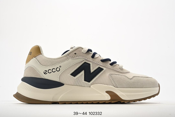 Кроссовки ECCO WATCH - купить с доставкой по выгодным ценам в интернет ...