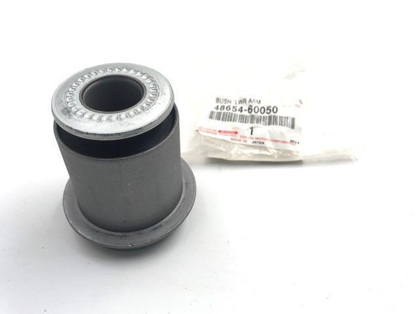Сайлентблок переднего нижнего рычага Toyota (Тойота), 48654-60050 ...