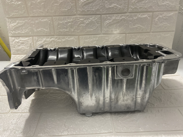 Поддон двигателя CRUZE 1.6-1.8, ORLANDO 1.8, AVEO T300 арт. 55566404 ...