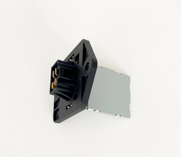 Резистор мотора отопителя HYUNDAI ACCENT/SOLARIS, KIA RIO. 97128-1R000 ...