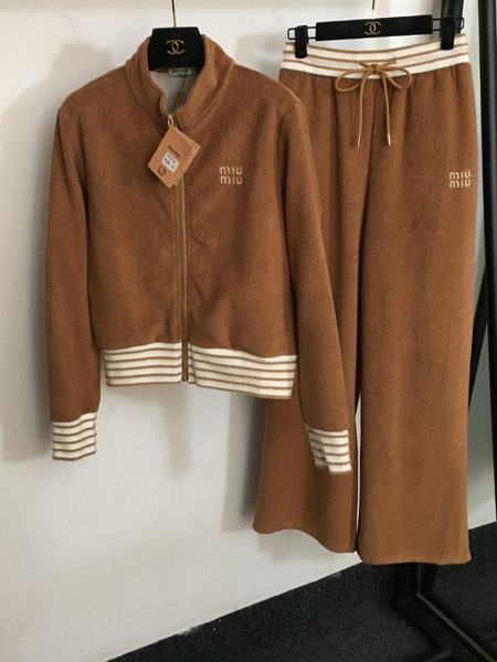 Комплект одежды Женский Miu Miu коричневый размер 46 Еврозима купить C доставкой на Ozon по