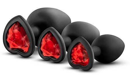 Набор черных анальных пробок с красным кристаллом-сердечком Bling Plugs ...