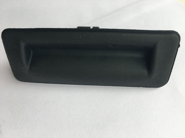 Кнопка открывания багажника Skoda (5J0827566E) купить на OZON по низкой ...