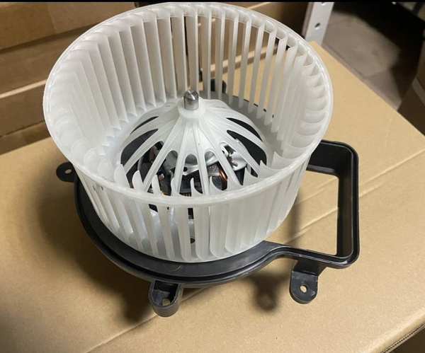 Мотор отопителя для Peugeot 3008 / 5008 6441CP аналог Smartlion ...