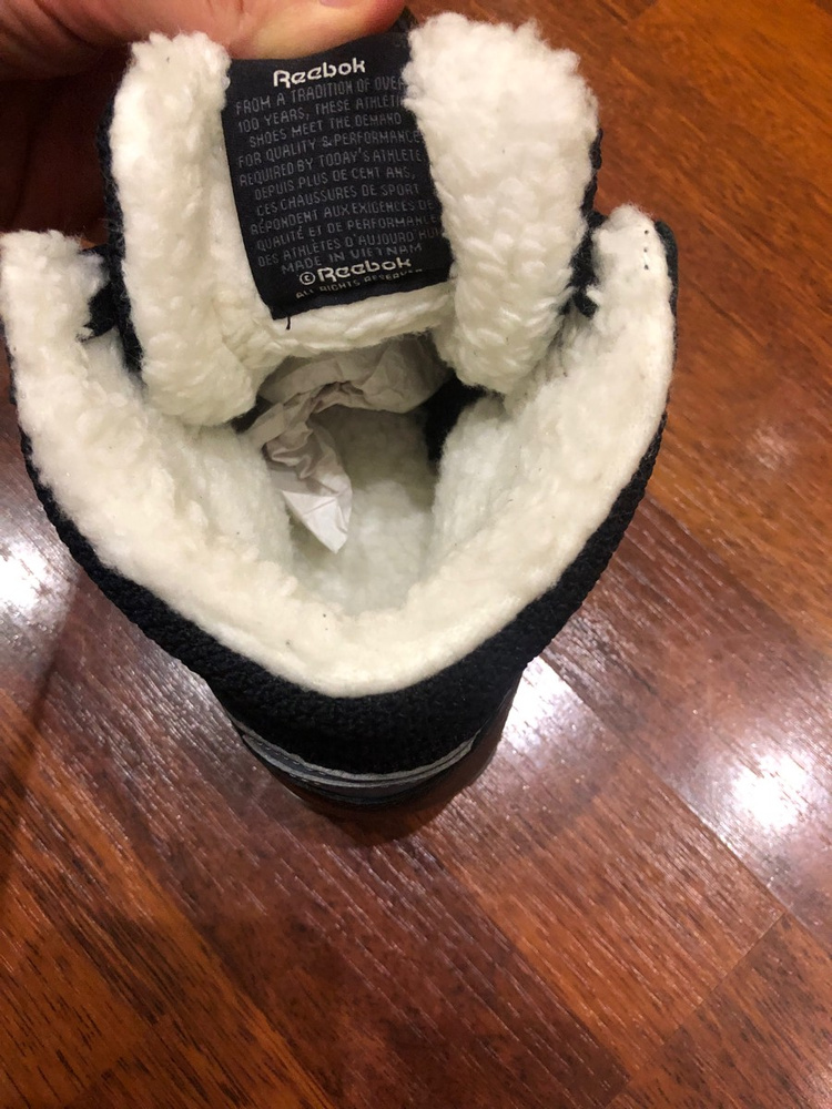 Кроссовки Reebok Rockeasy Ripple - купить с доставкой по выгодным ценам в интернет-магазине OZON ...